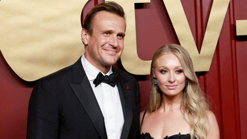 Who is Jason Segel’s girlfriend, Kayla Radomski? | iGhanaian.com